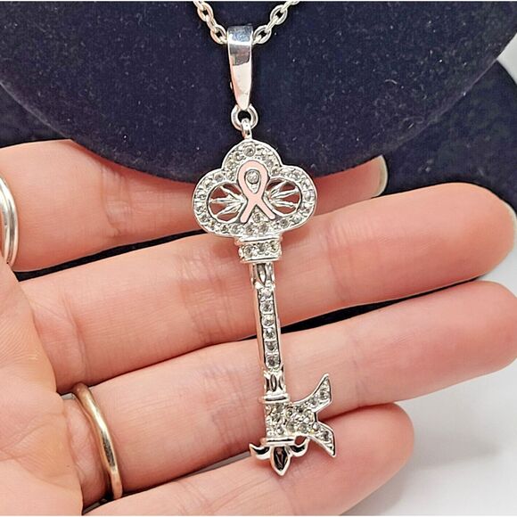 Kenneth Jay Lane | Jewelry | Kenneth Jay Lane Skeleton Key Pendant ...